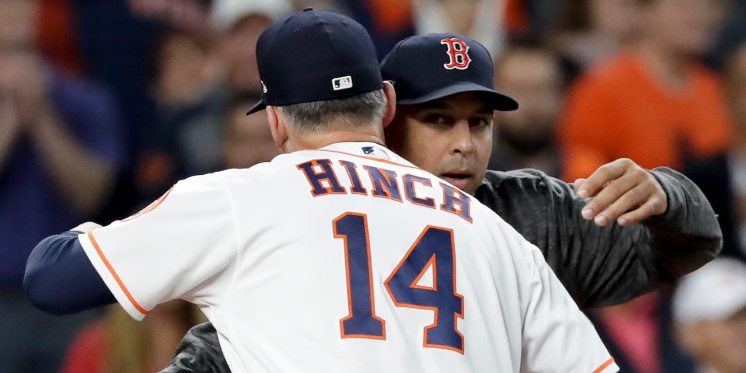 AJ Hinch on Andrew Benintendi's ALCS G4 catch