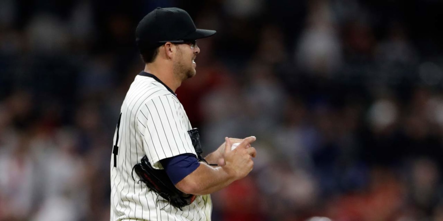 Padres call up unlikely reliever Jake Smith