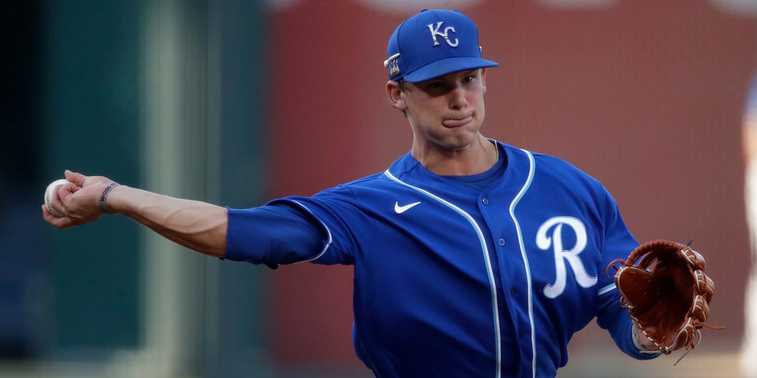 Bobby Witt Jr. impressing on defense at Summer Camp