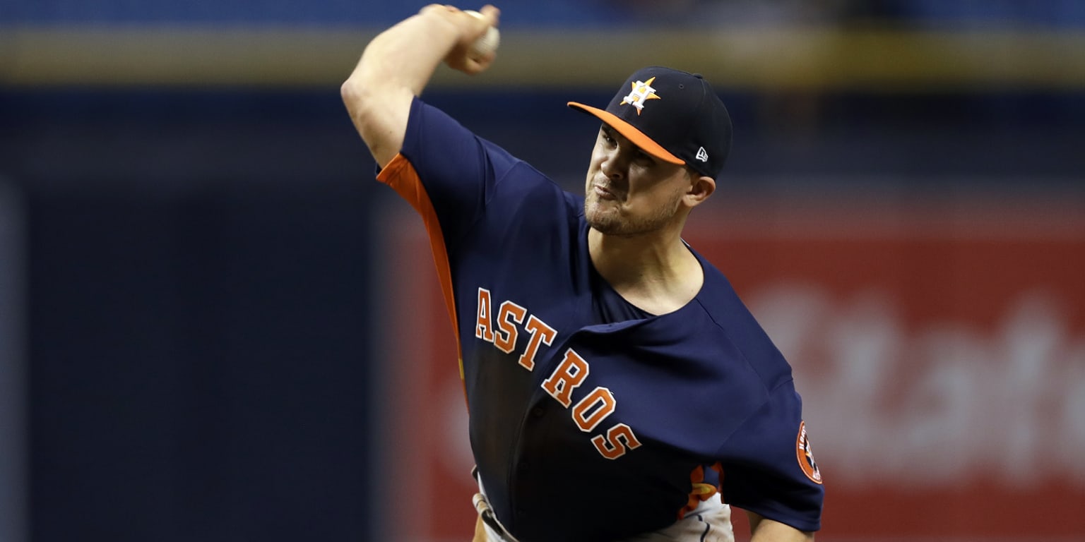 Third baseman J.D. Davis, picked up by the Mets, also throws in the low ...
