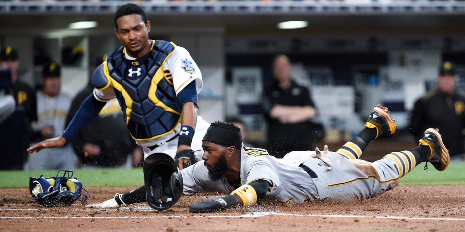 Pirates' Josh Harrison has two RBIs in win