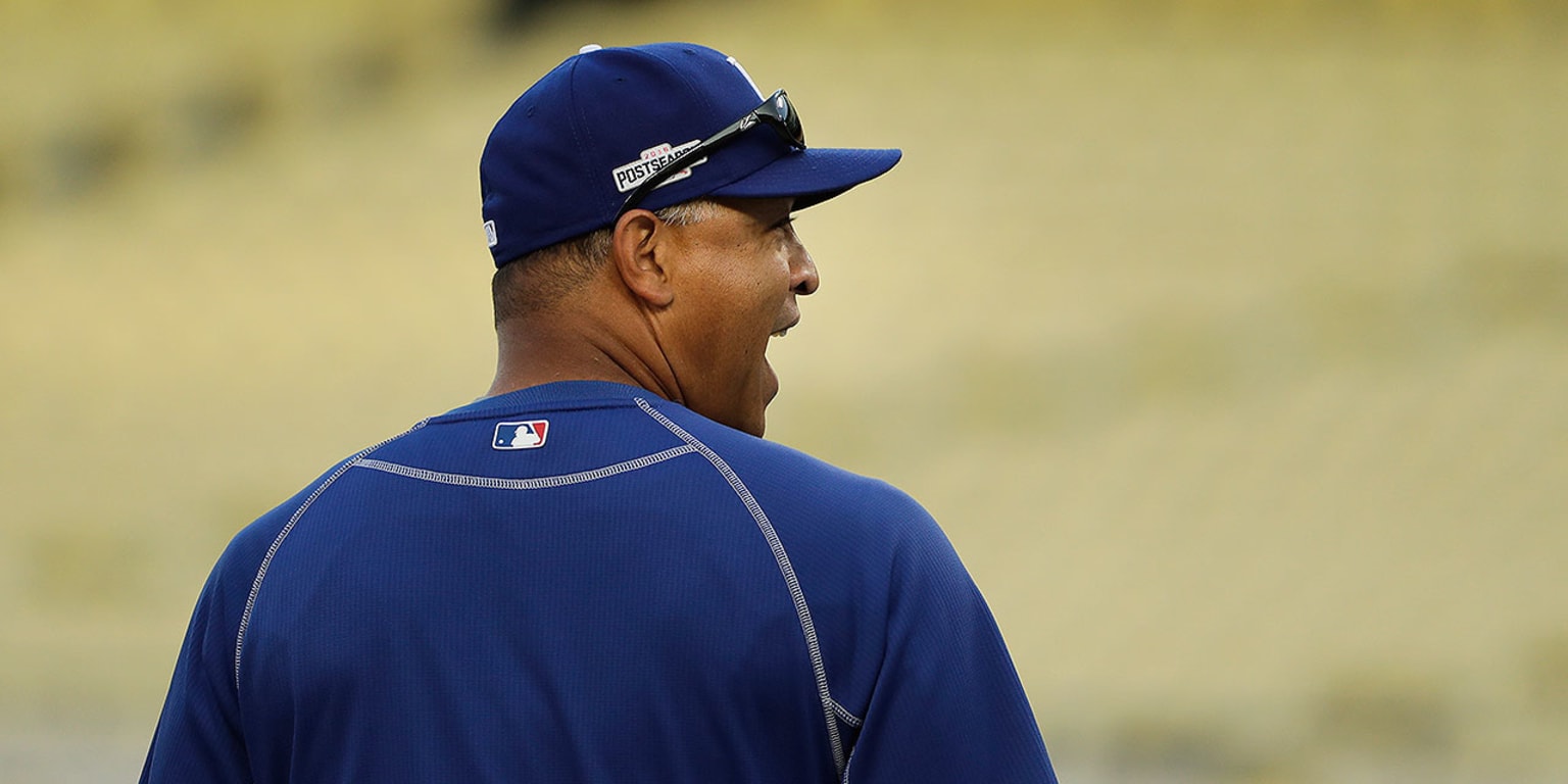 Dave Roberts not worried about sign-stealing