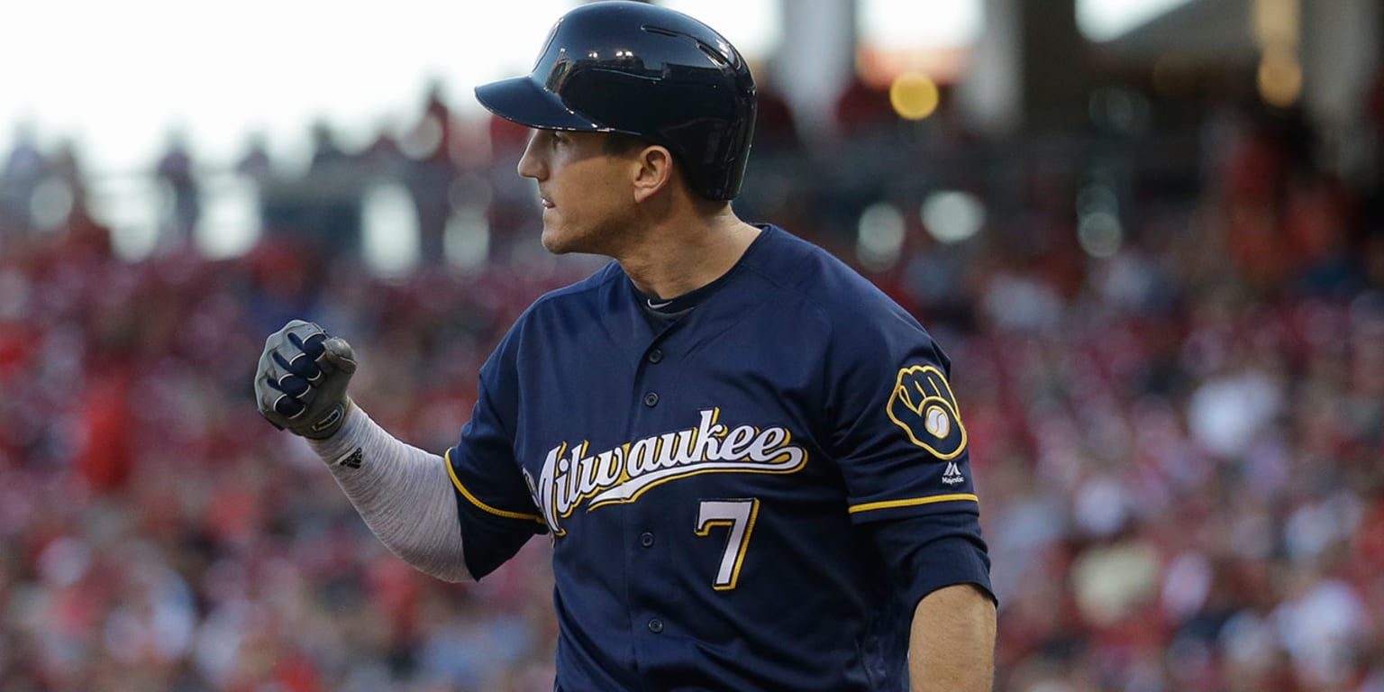 Colin Walsh returns to Athletics from Brewers