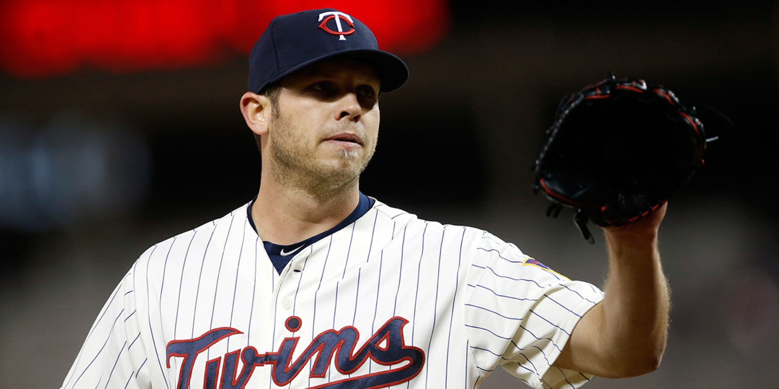 Dodgers' Casey Fien outrighted to Triple-A