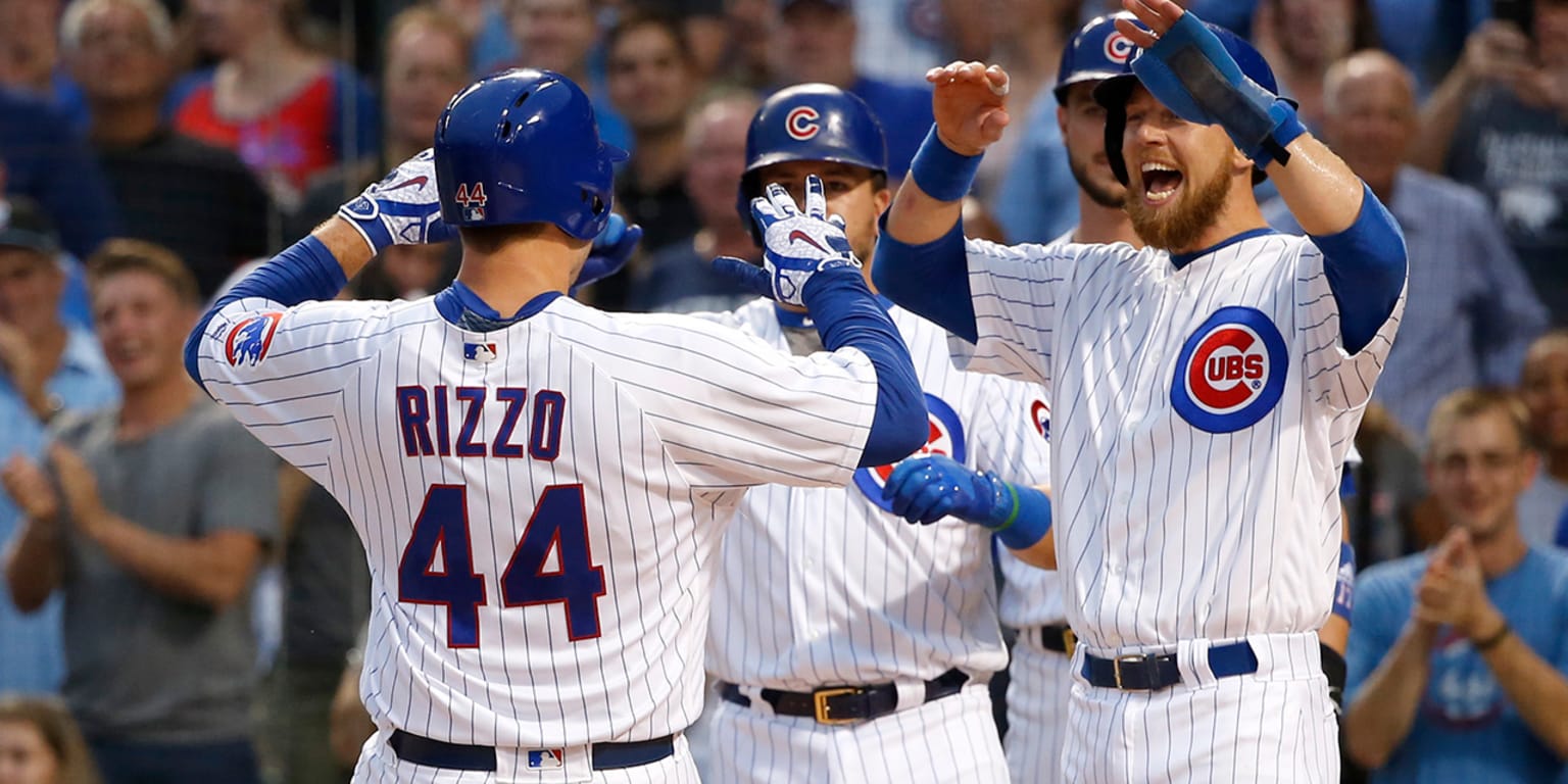 Rizzo's grand slam helps Cubs beat Reds
