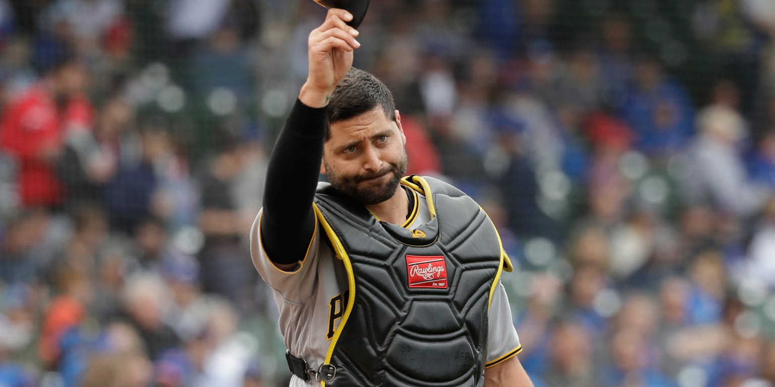 Francisco Cervelli returns to Pirates lineup