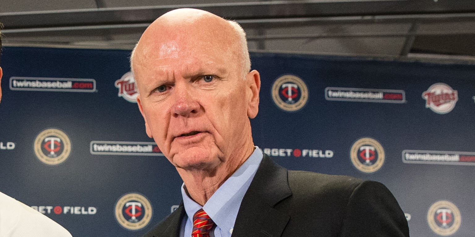 Terry Ryan joins Twins Caravan in Duluth