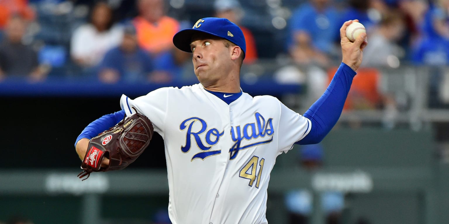 Danny Duffy logs quality start against Astros
