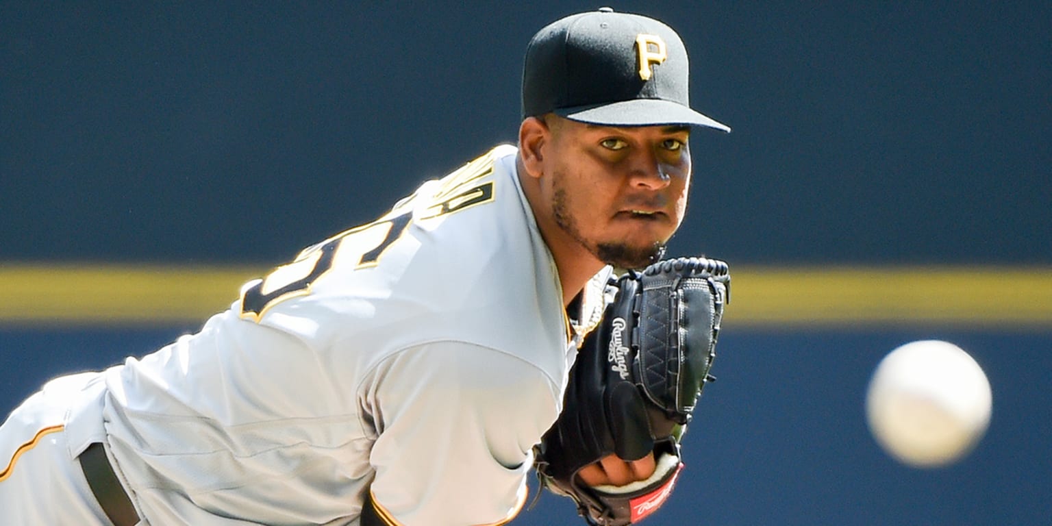 Ivan Nova delivers 6 strong IP in Pirates' win