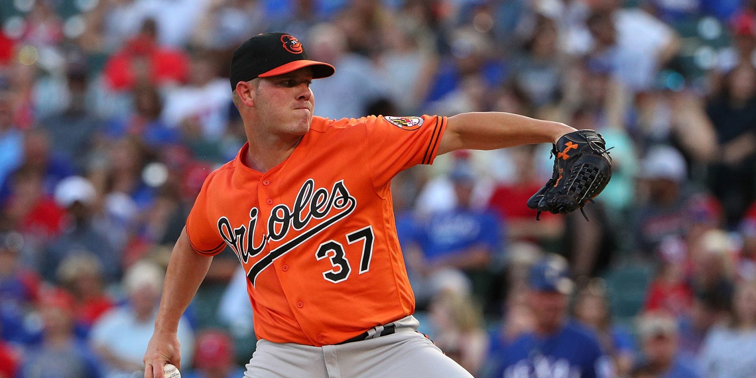 Dylan Bundy takes loss despite quality start