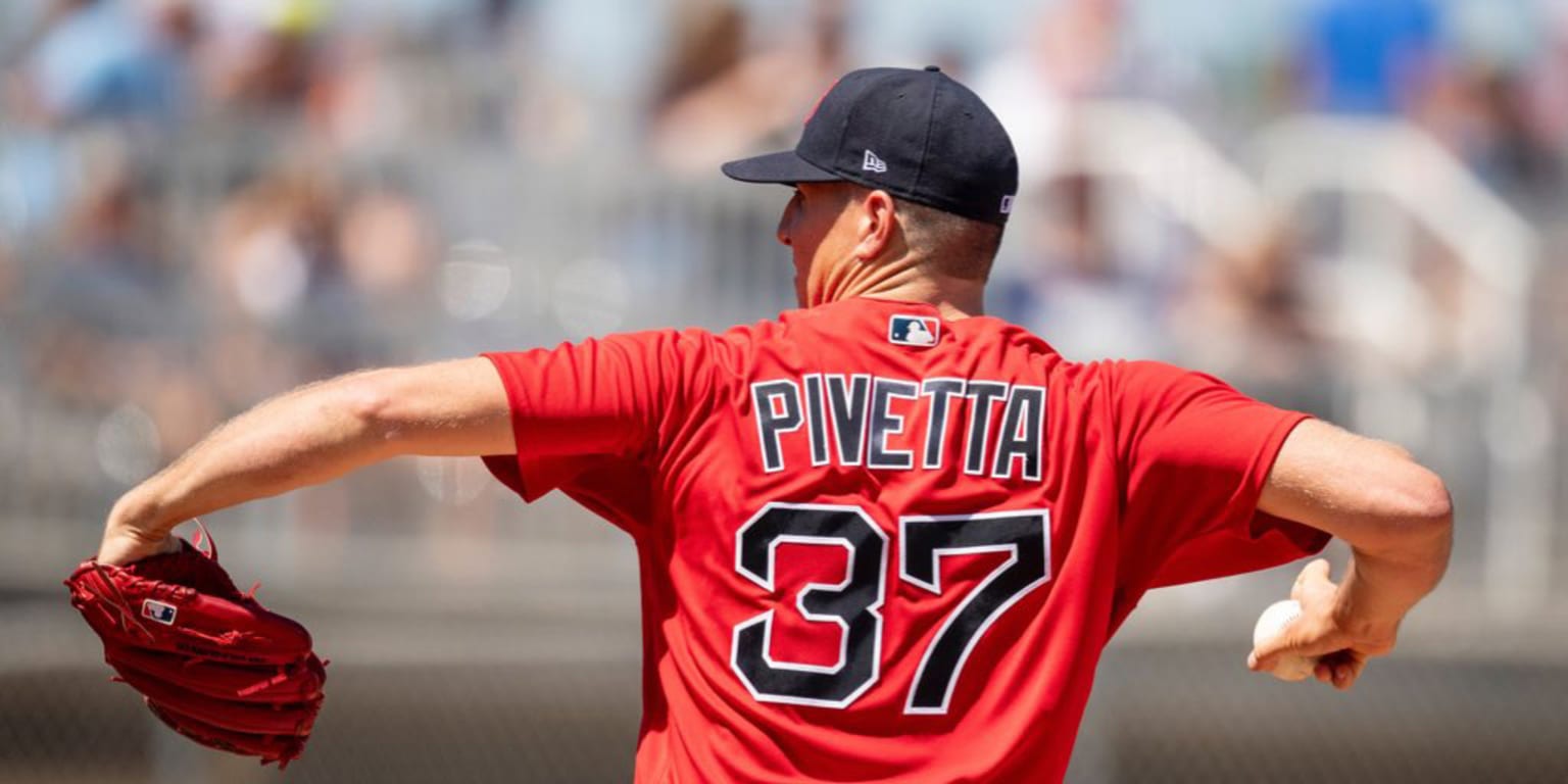 Nick Pivetta throws three perfect innings in spring debut