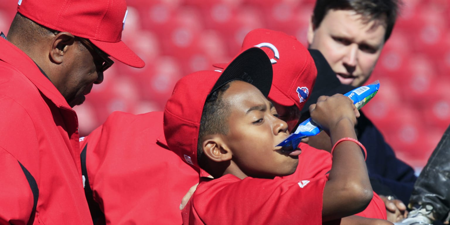 Dusty Baker's son to help Nats' Youth Academy