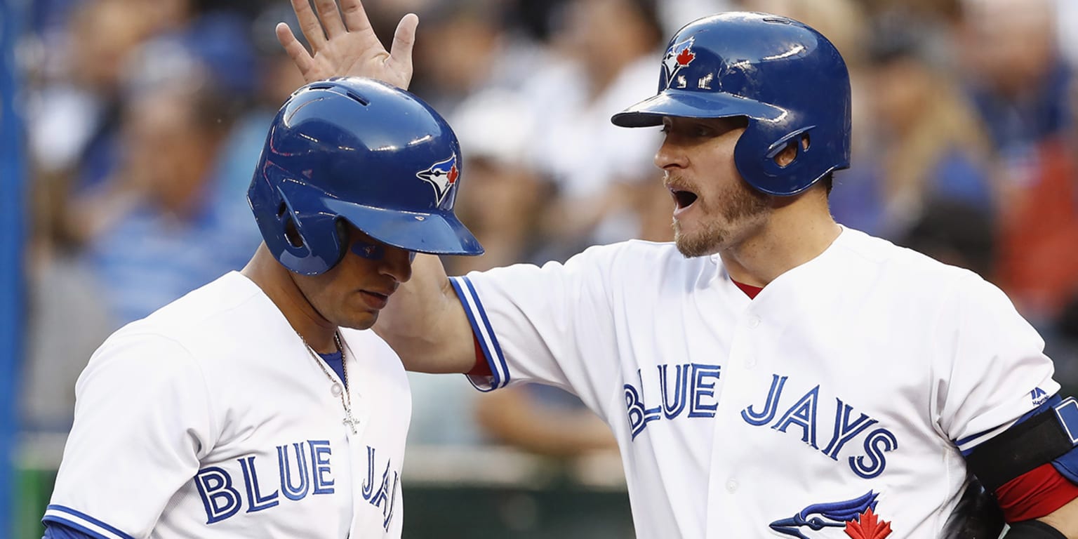 Ryan Goins helps Blue Jays defeat Athletics