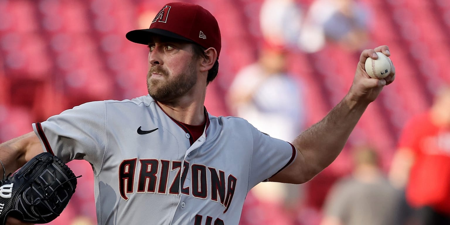 Perdomo pega grand slam en revés de Arizona