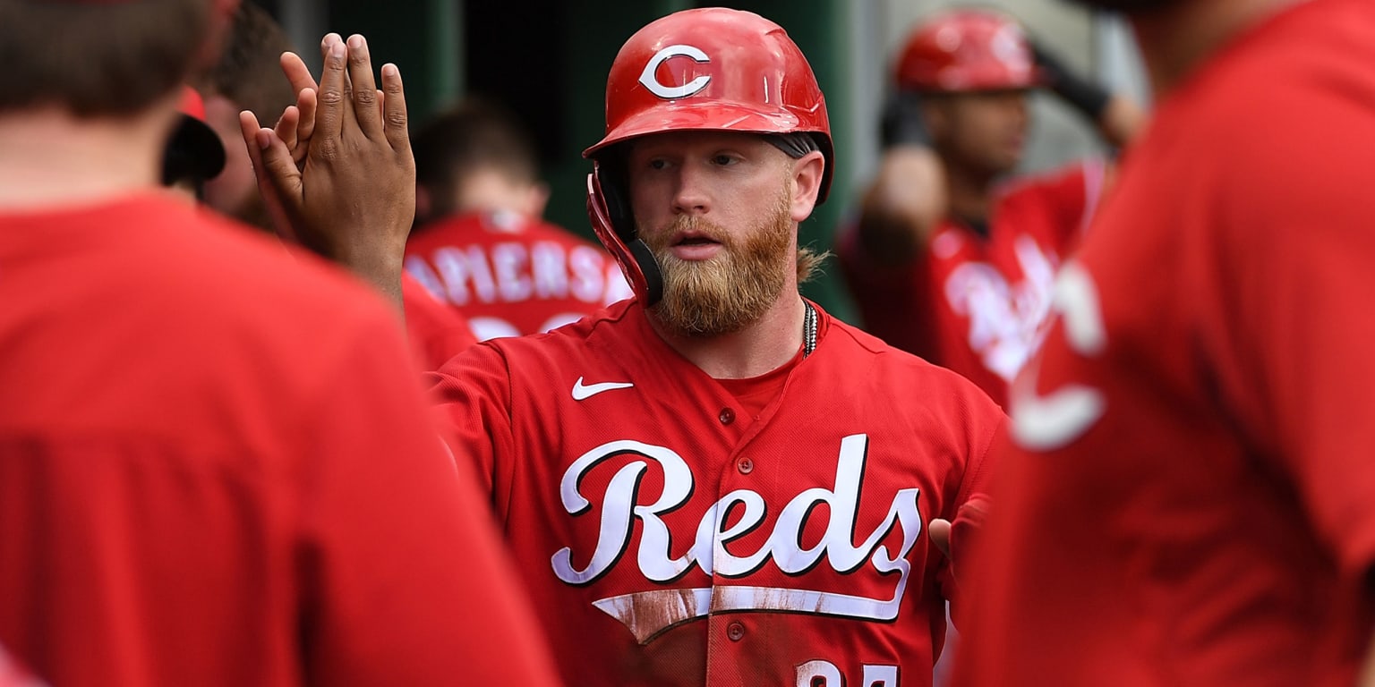 Fraley brilla en el plato y Rojos se imponen a Piratas