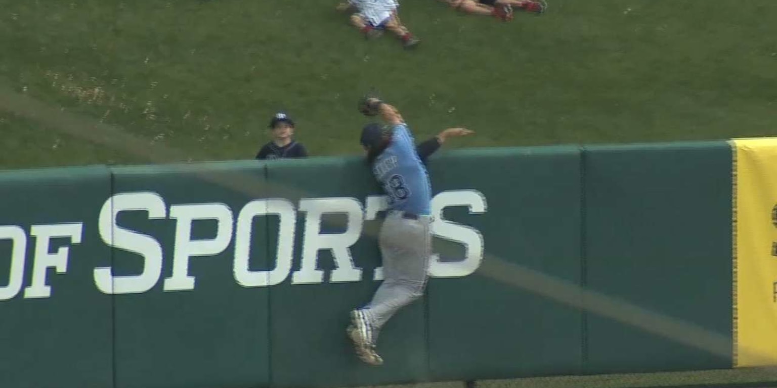 Jaff Decker channels his inner Kevin Kiermaier, robs Spring Training ...