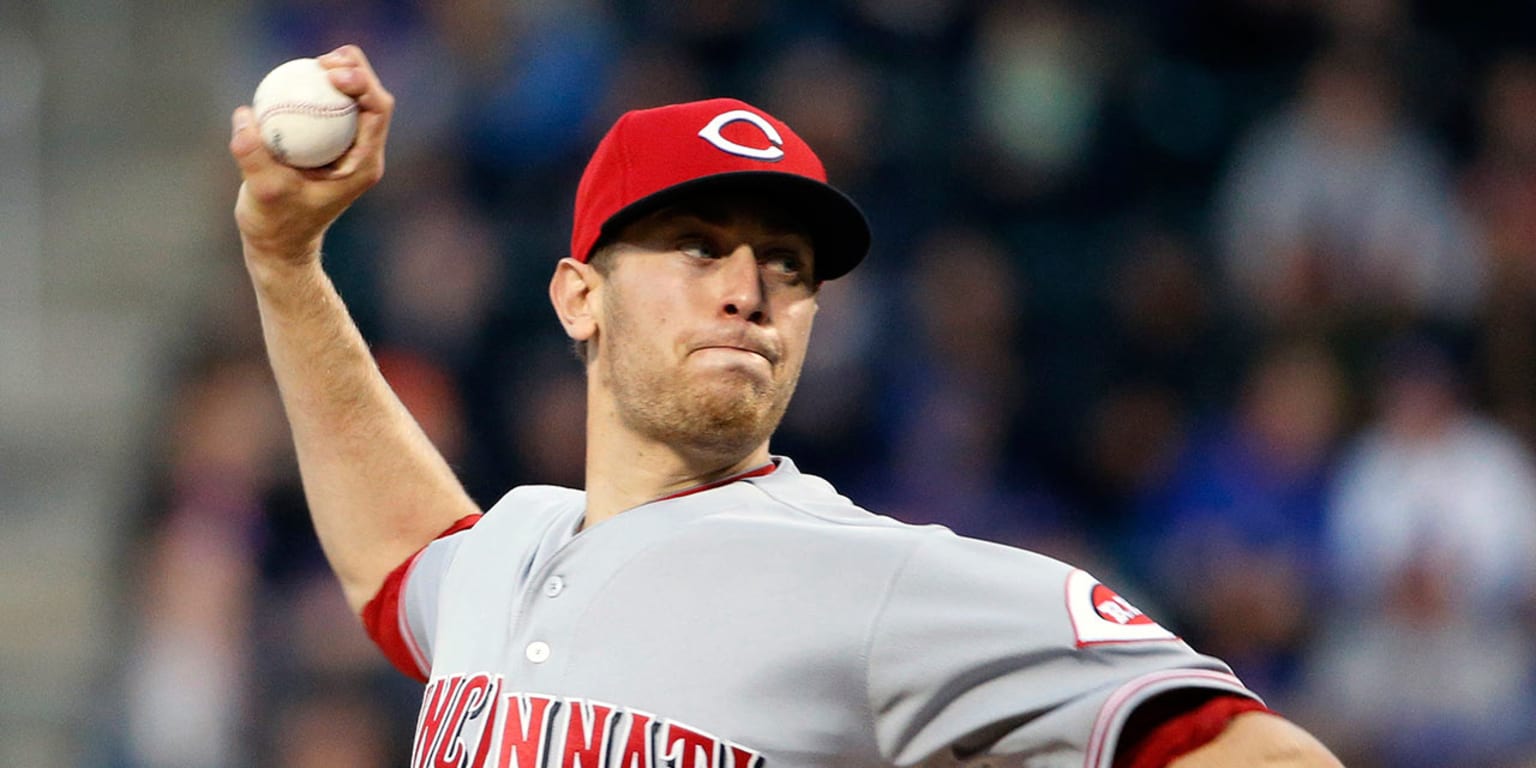 Reds Jon Moscot to be activated from DL