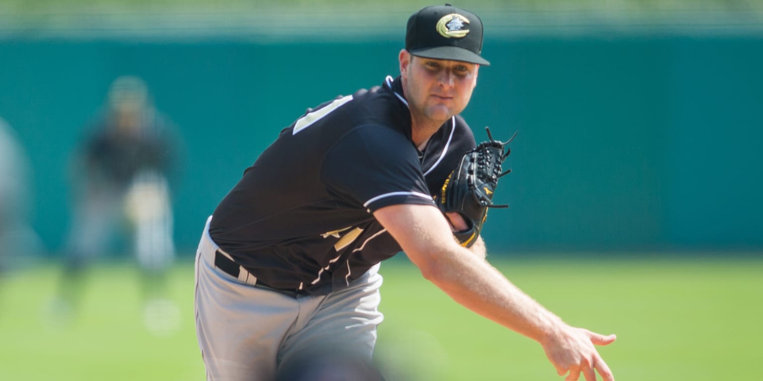 White Sox Chris Volstad prepares for Irma