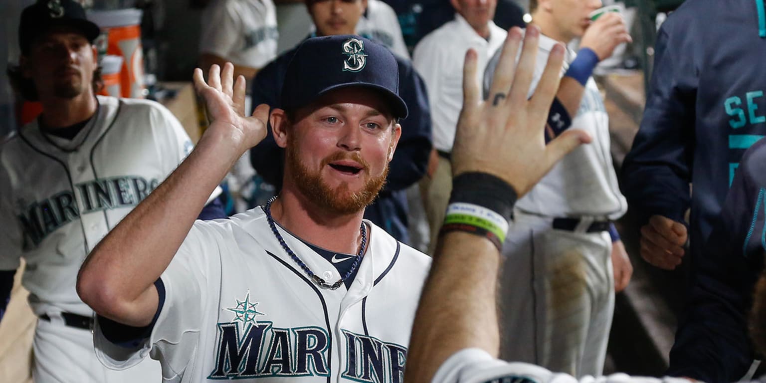 Charlie Furbush wins community service award