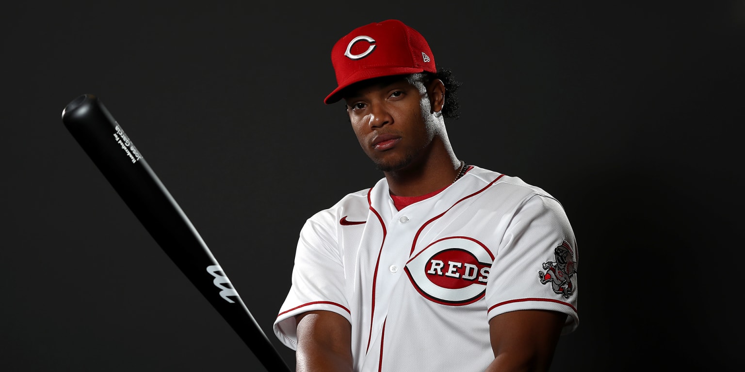 Reds' Jose Garcia impressing in first Spring Training