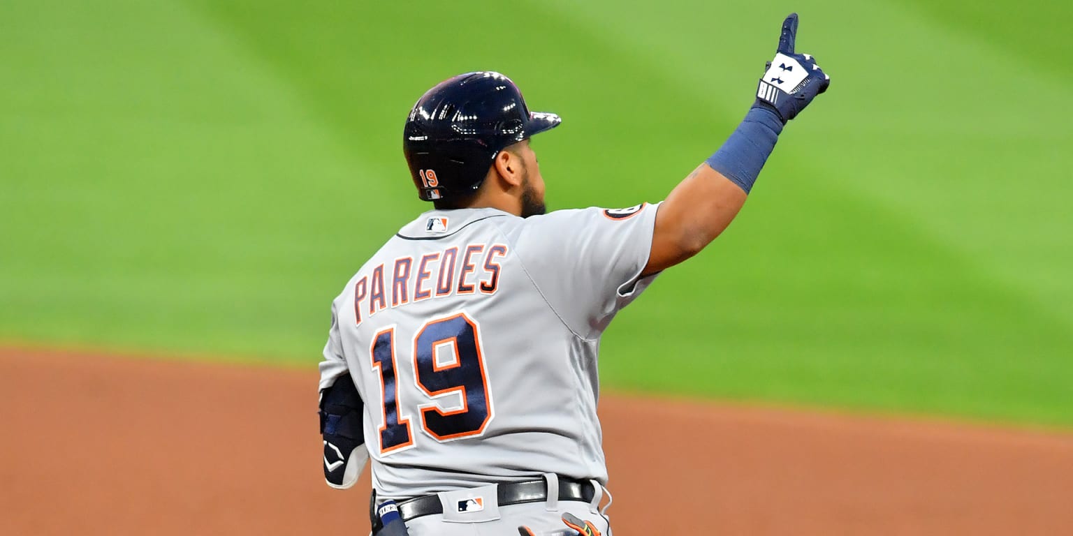 Isaac Paredes hits grand slam for first MLB HR