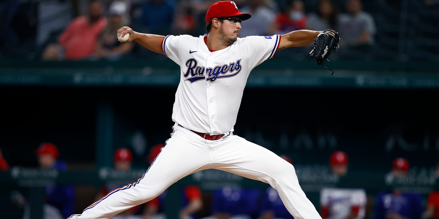 Dane Dunning rebounds from rocky first inning