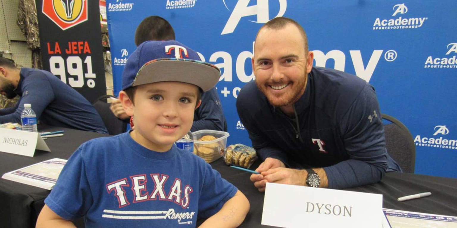 Rangers closer Sam Dyson keeps same approach