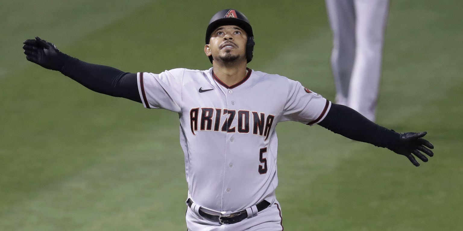 Eduardo Escobar hits home run in D-backs' loss