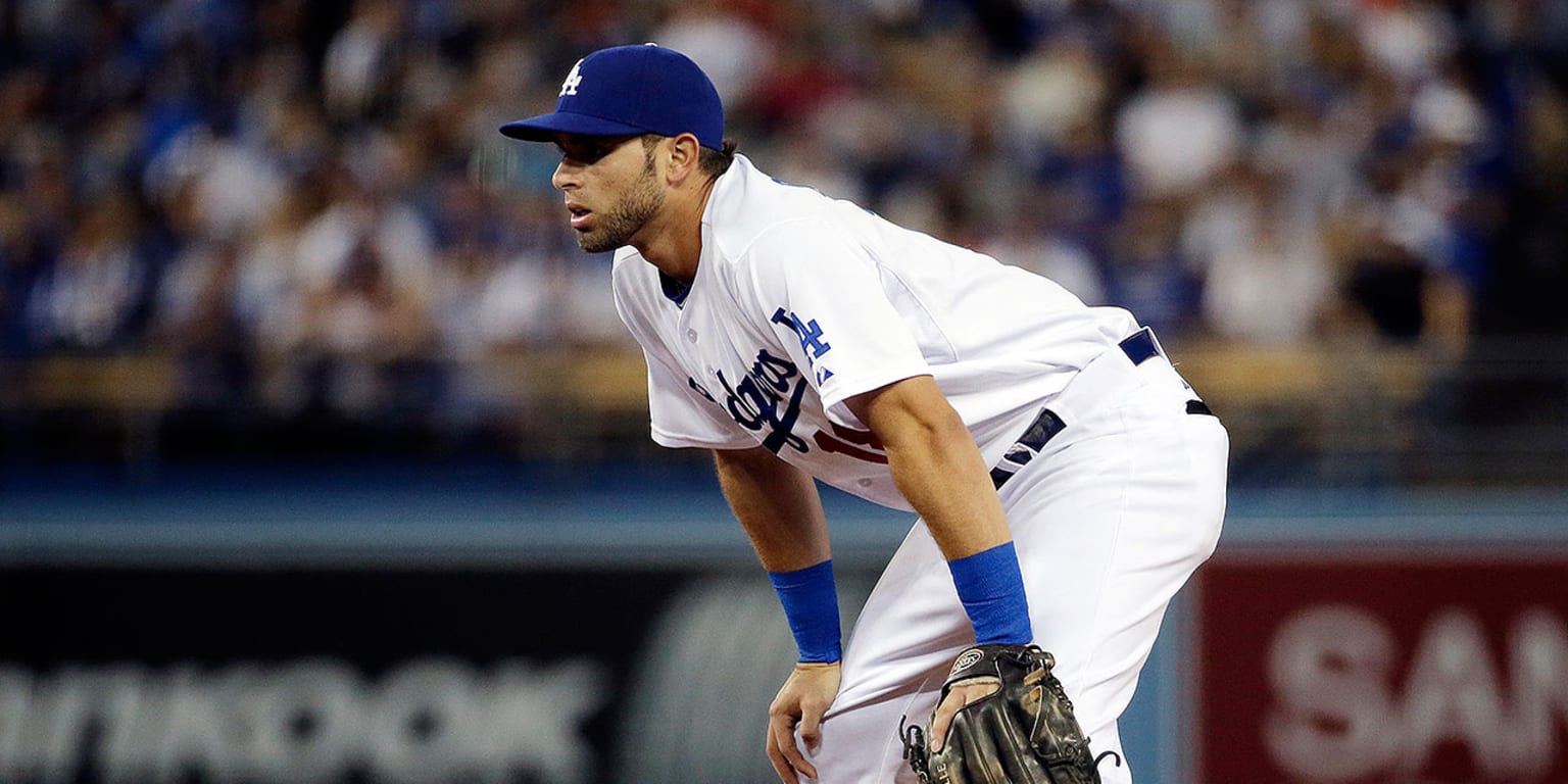 How will Jose Peraza fit into Reds' lineup?