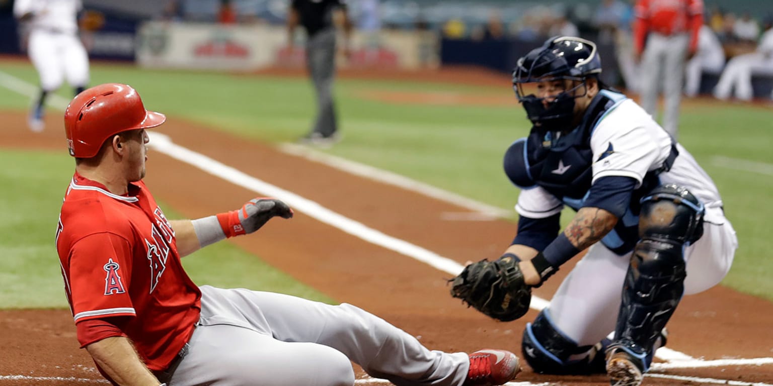 Steven Souza Jr. throws out Mike Trout at home