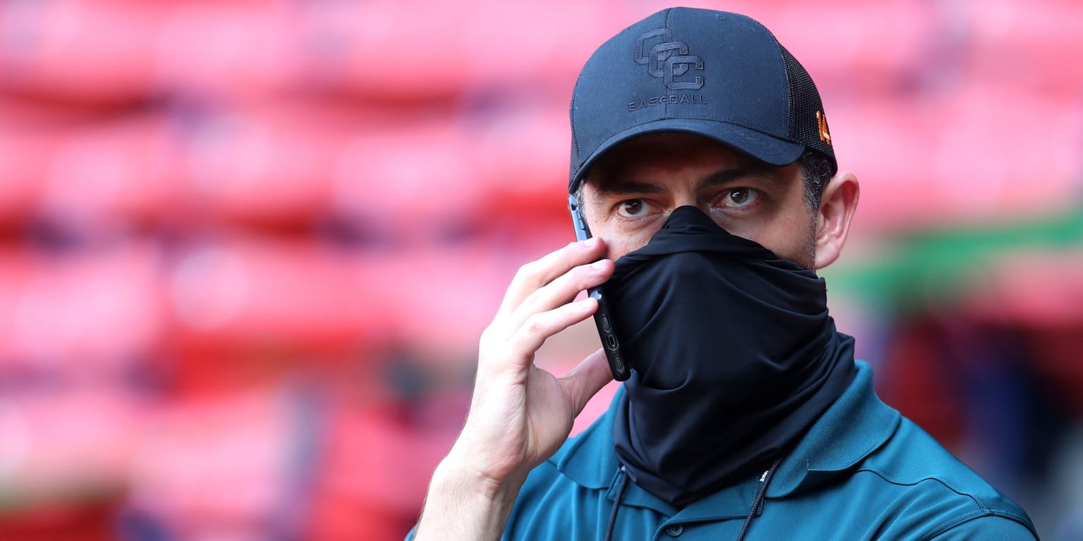 Kevin Pillar, Josh Osich traded by Red Sox