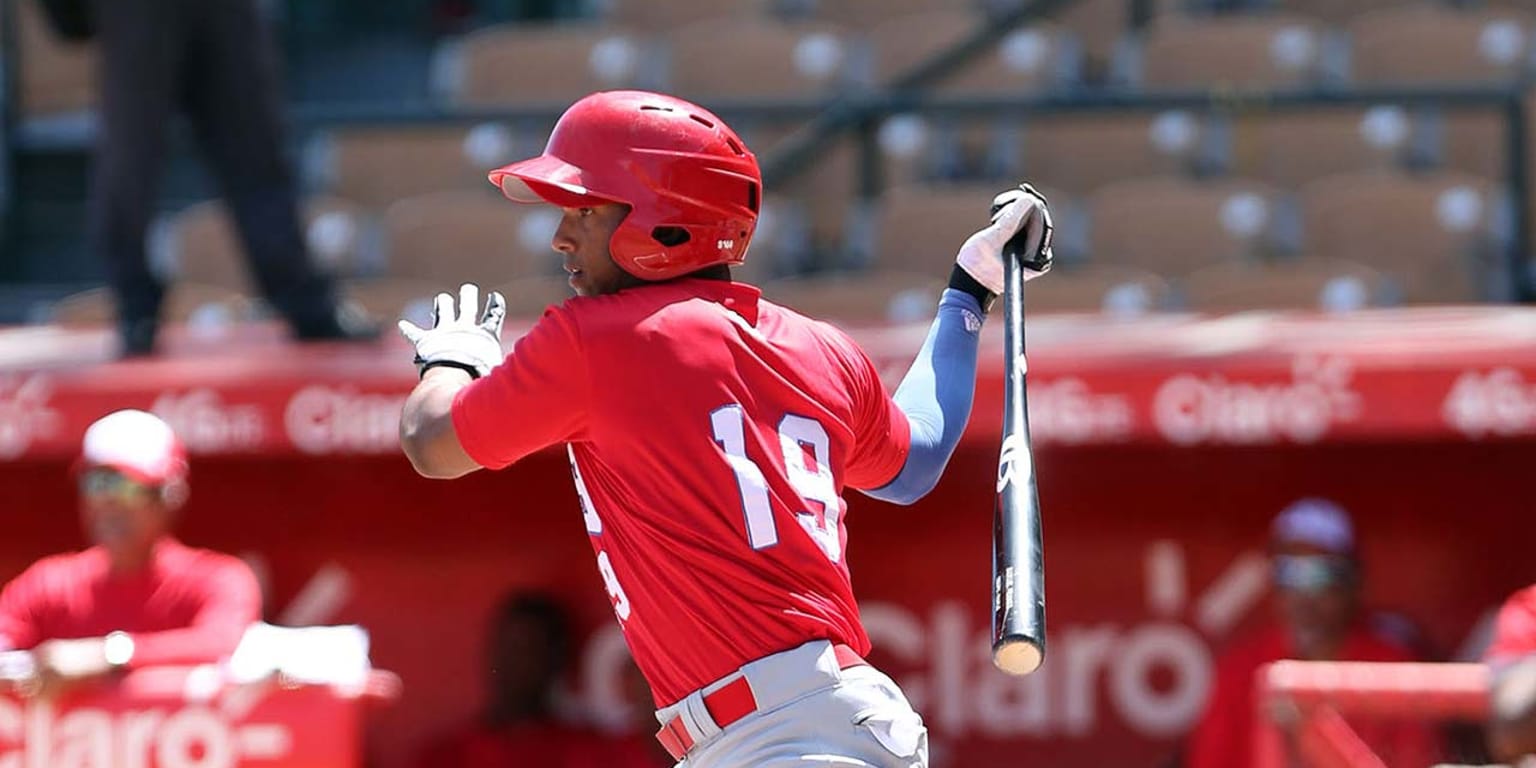 Wander Samuel Franco stars at MLB showcase