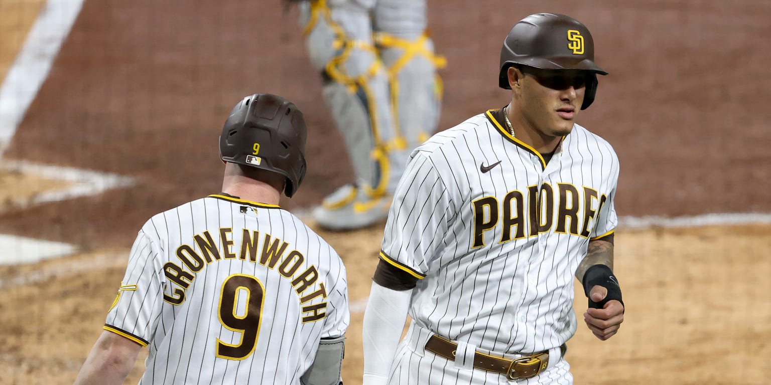 Padres offense breaks through vs. Pirates