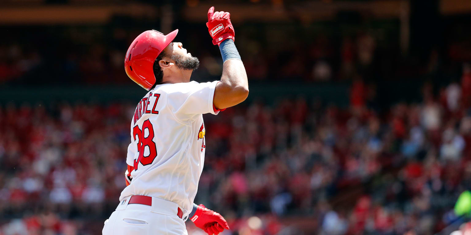 Jose Martinez homers, but Cards lose to Twins