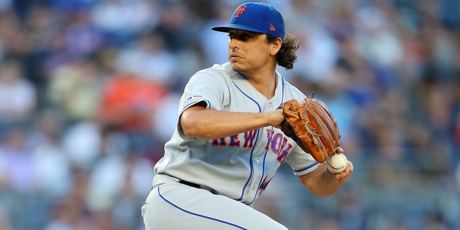 Jason Vargas beats Yankees in Subway Series