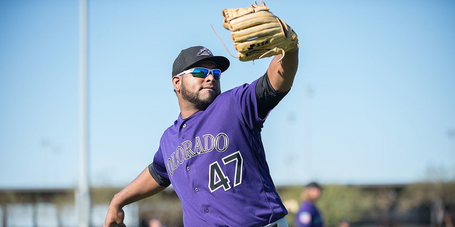 Jairo Diaz competing for Rockies bullpen spot
