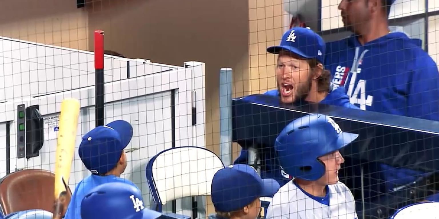 Let's take a look back at all the best fan moments from last week in ...