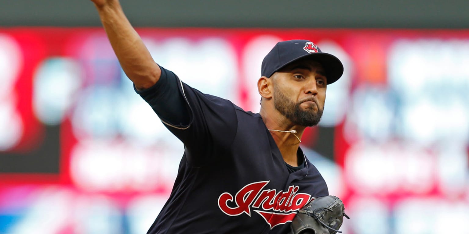 Indians pitchers pop up in Meetings rumors