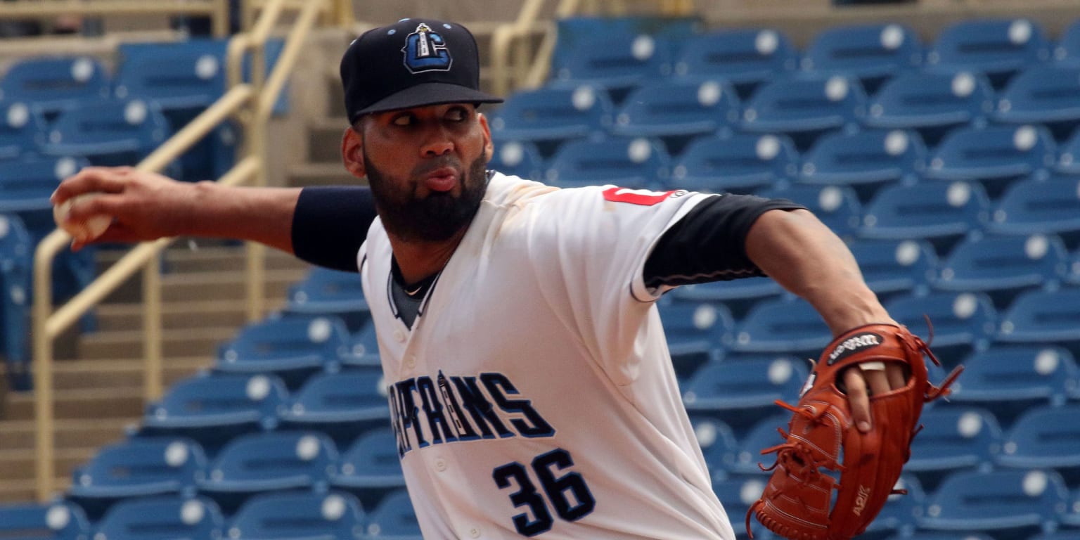Jean Carlos Mejía promoted to Major League roster