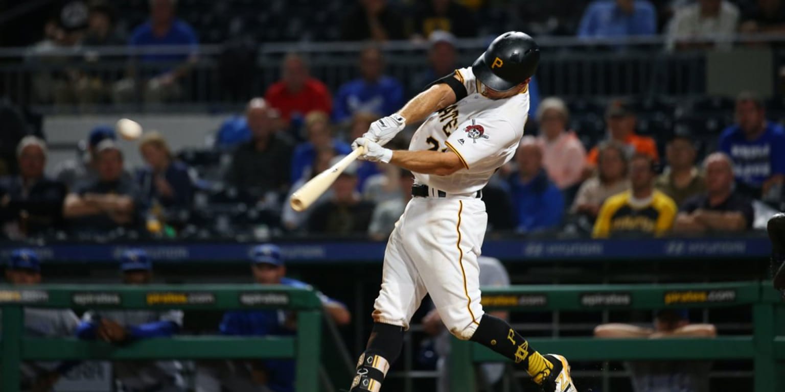 Adam Frazier thriving as second for Pirates