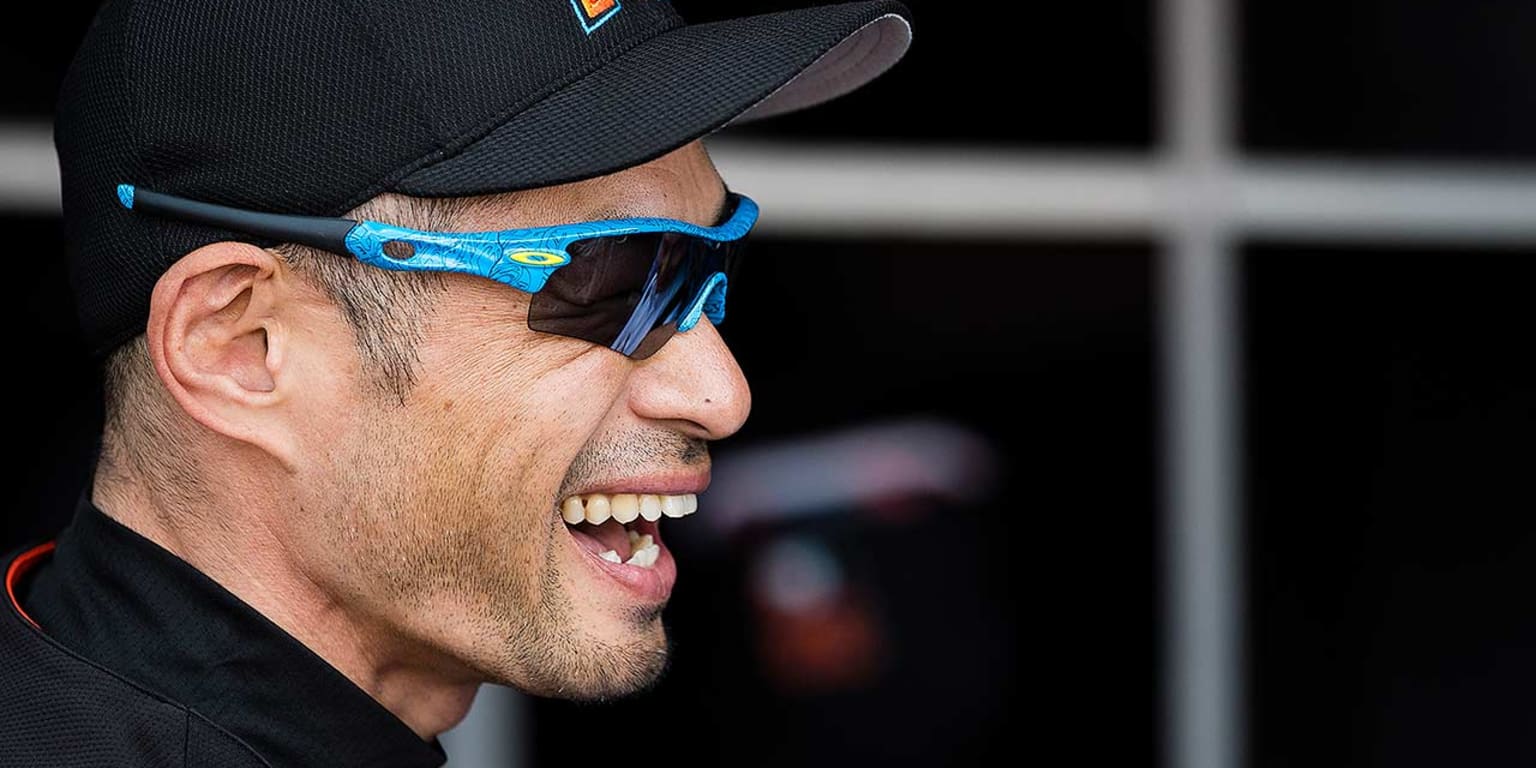Marlins' Ichiro Suzuki produces in rare start