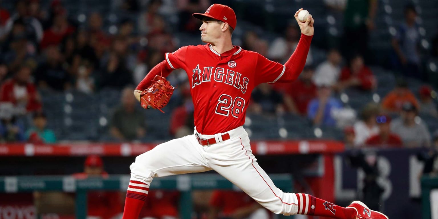 Andrew Heaney strikes out 7 in final start of 2019