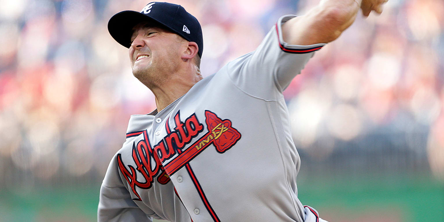 Braves sign Rex Brothers to 1-year deal