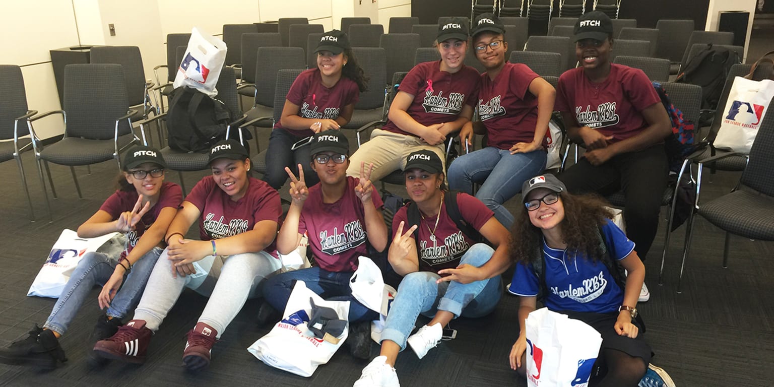 Harlem RBI girls screen new FOX show 'Pitch'