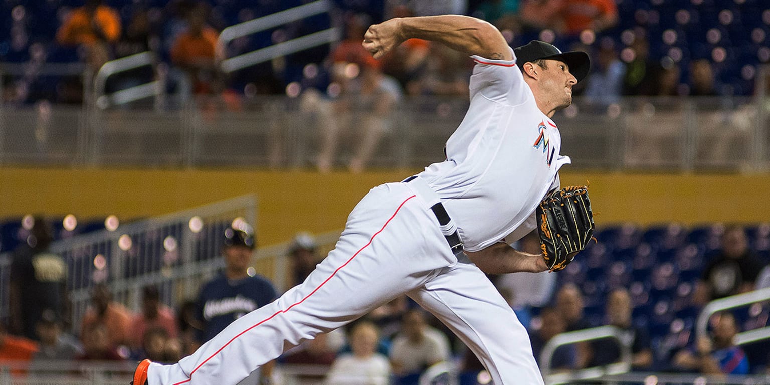 Marlins' Bryan Morris outrighted to Triple-A