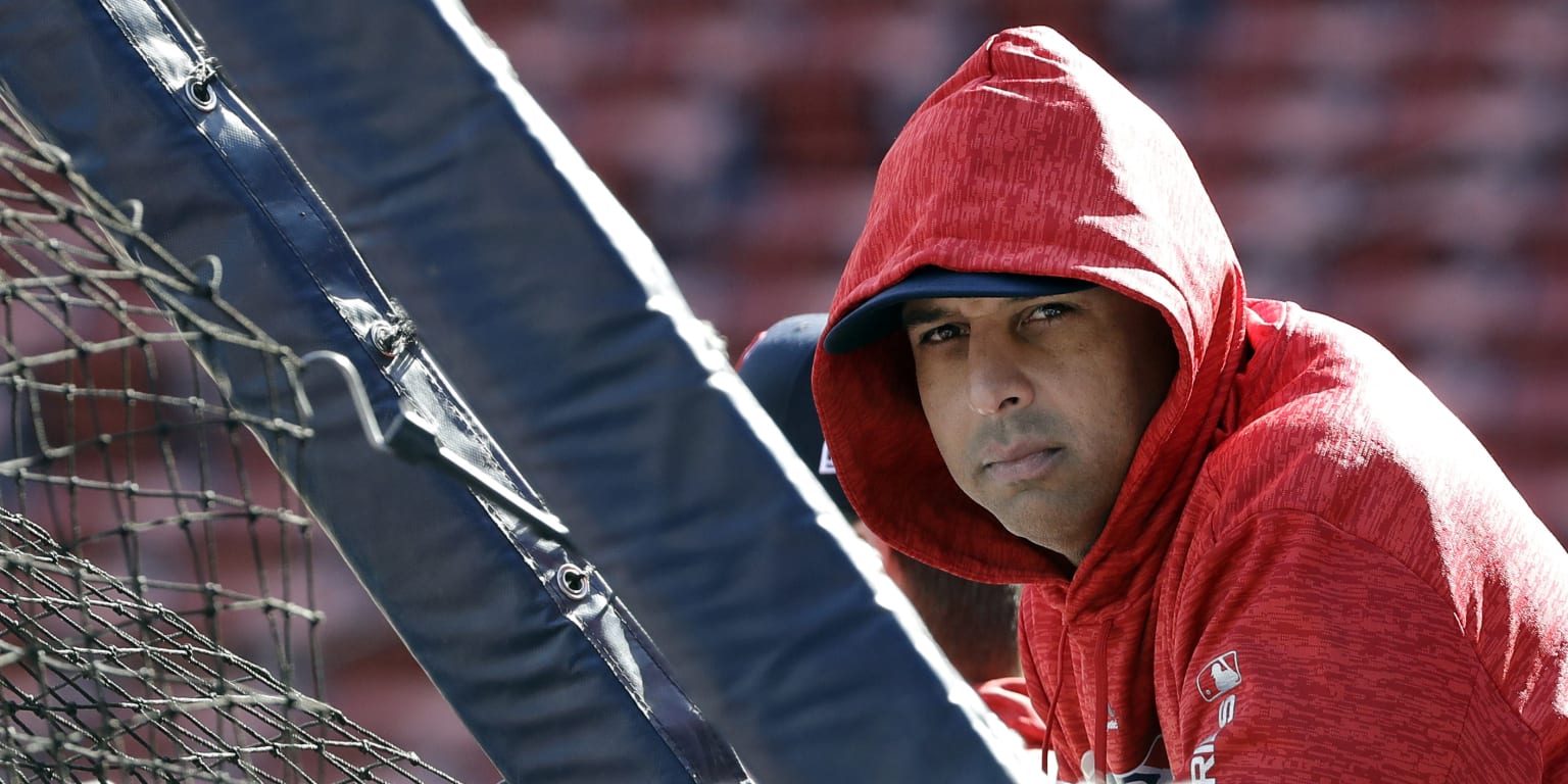 Alex Cora aprendió mucho de la familia Alomar