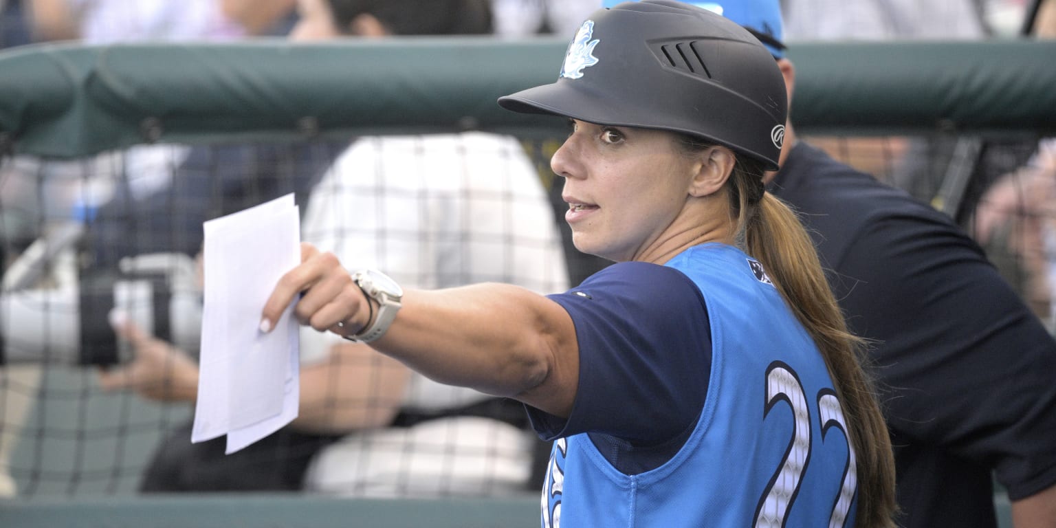 Women break barriers in baseball history