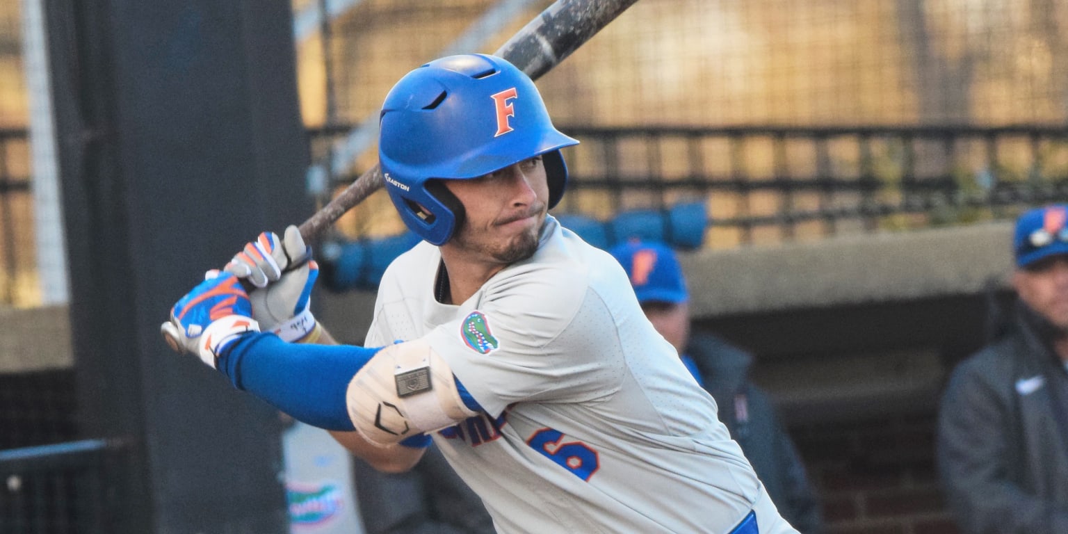 Reds agree to terms with Jonathan India