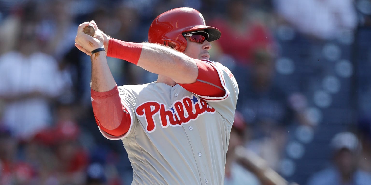 Justin Bour agrees to deal with Angels