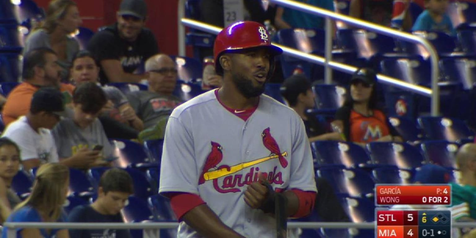 Dexter Fowler comes through as a pinch-hitter